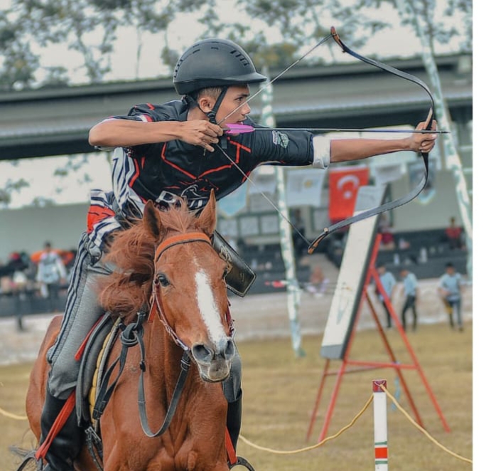 Atlet Horseback Archery Padang Pariaman Azral Mardin Siap Berlaga di ...