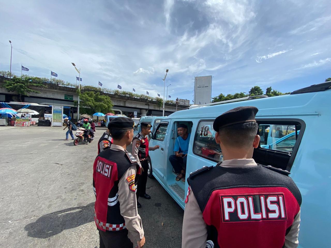 Wujudkan Kota Aman, Den Perintis Baharkam Polri Sisir Terminal dan ...